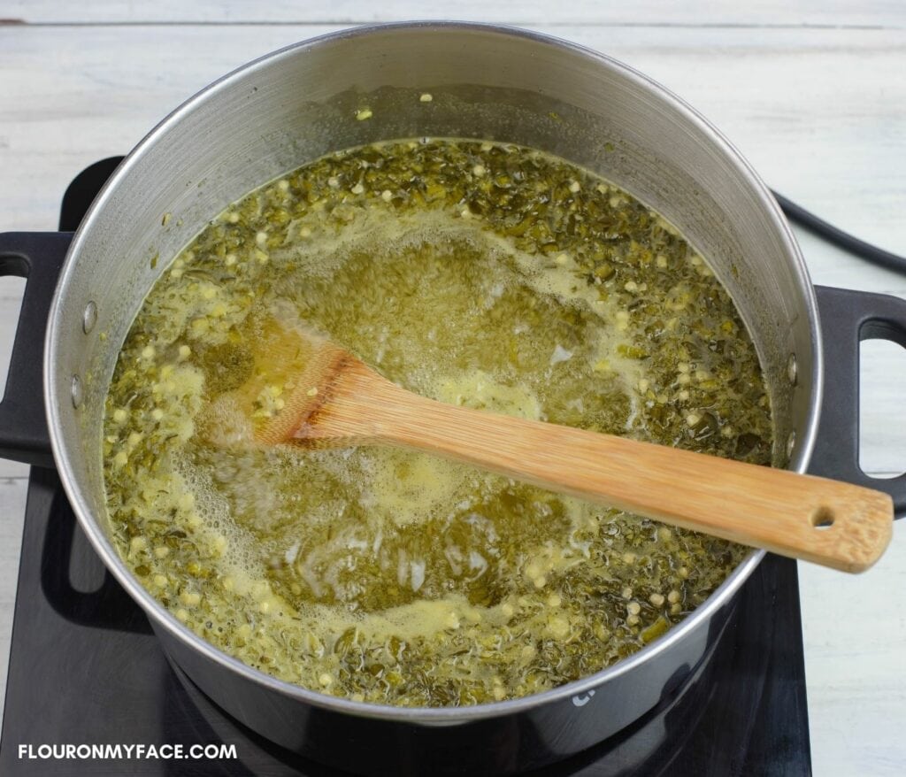 Jalapeno Jelly (Pepper Jelly) - Flour On My Face