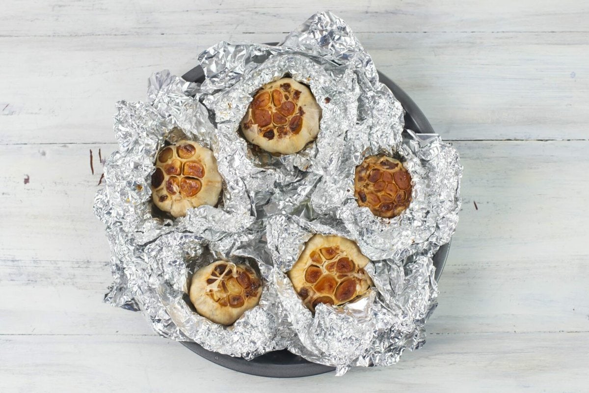 How to Make Roasted Garlic - Flour On My Face