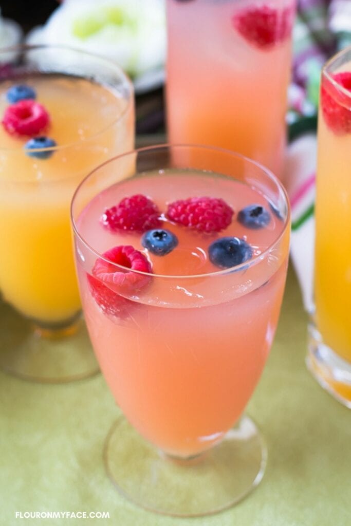 25 Delicious Spring Cocktails - Flour On My Face
