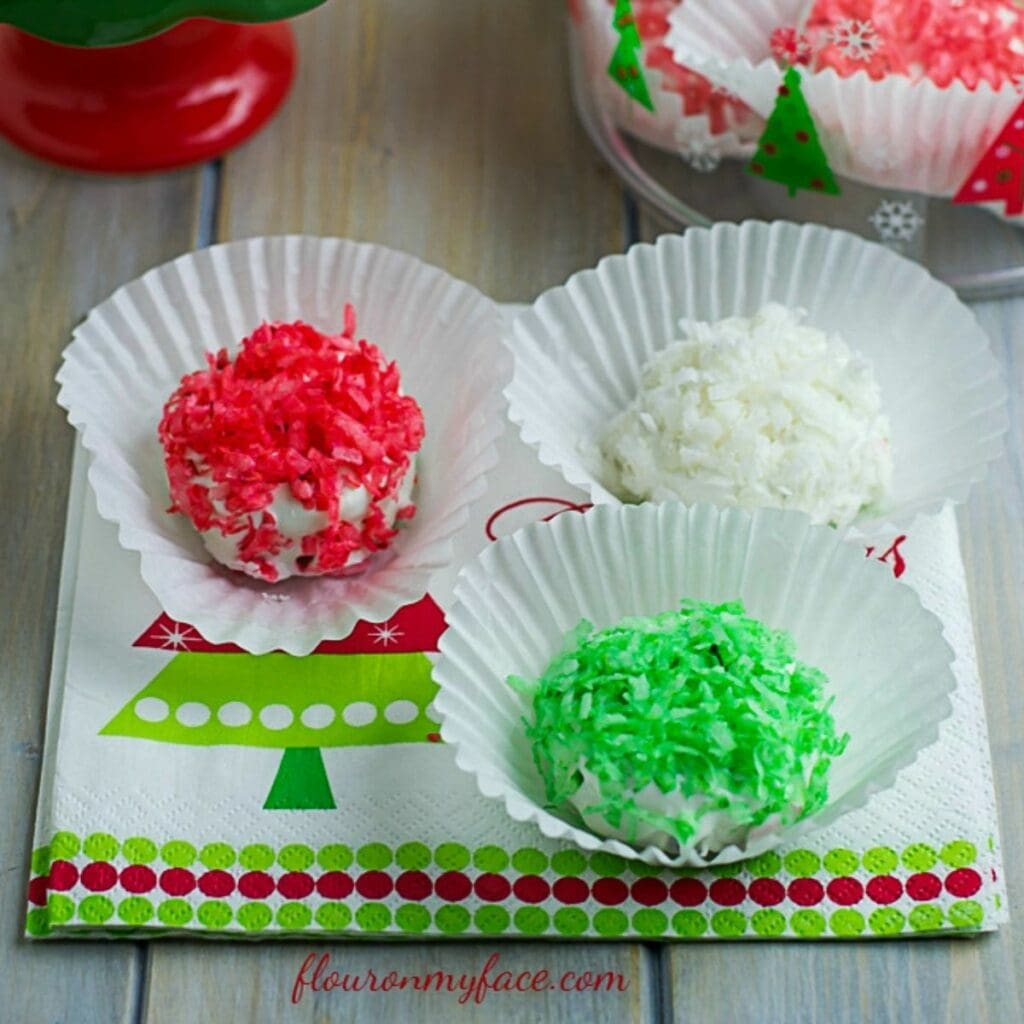 Christmas OREO Snowball Cookies - Flour On My Face