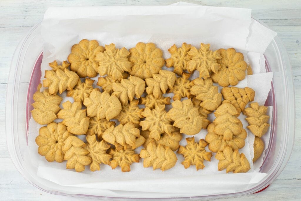 Gingerbread Spritz Cookies - Flour On My Face