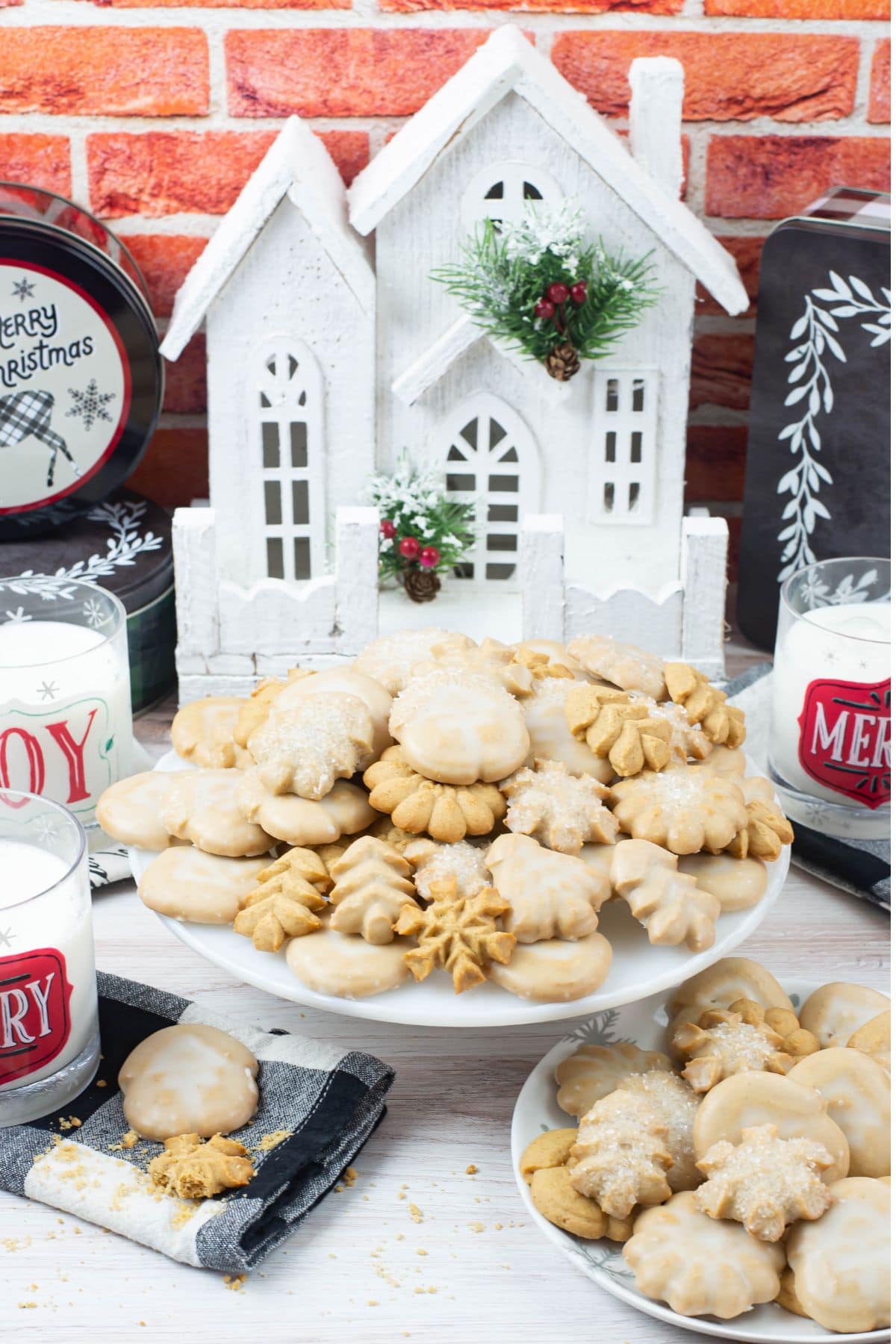 Gingerbread Spritz Cookies - Flour On My Face