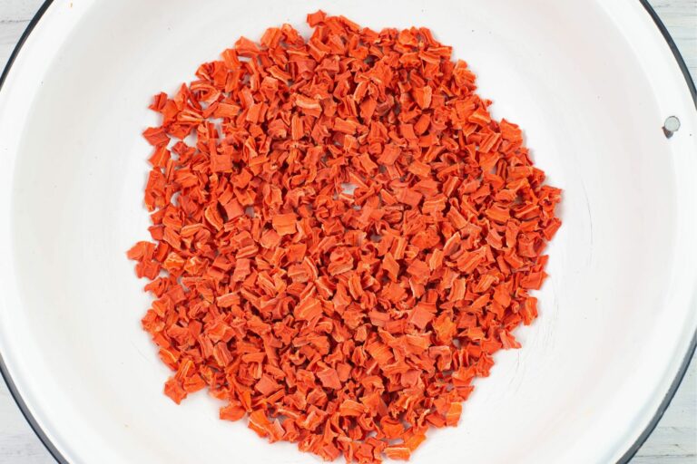How To Dehydrate Carrots - Flour On My Face