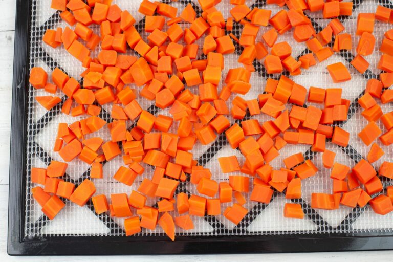 How To Dehydrate Carrots - Flour On My Face