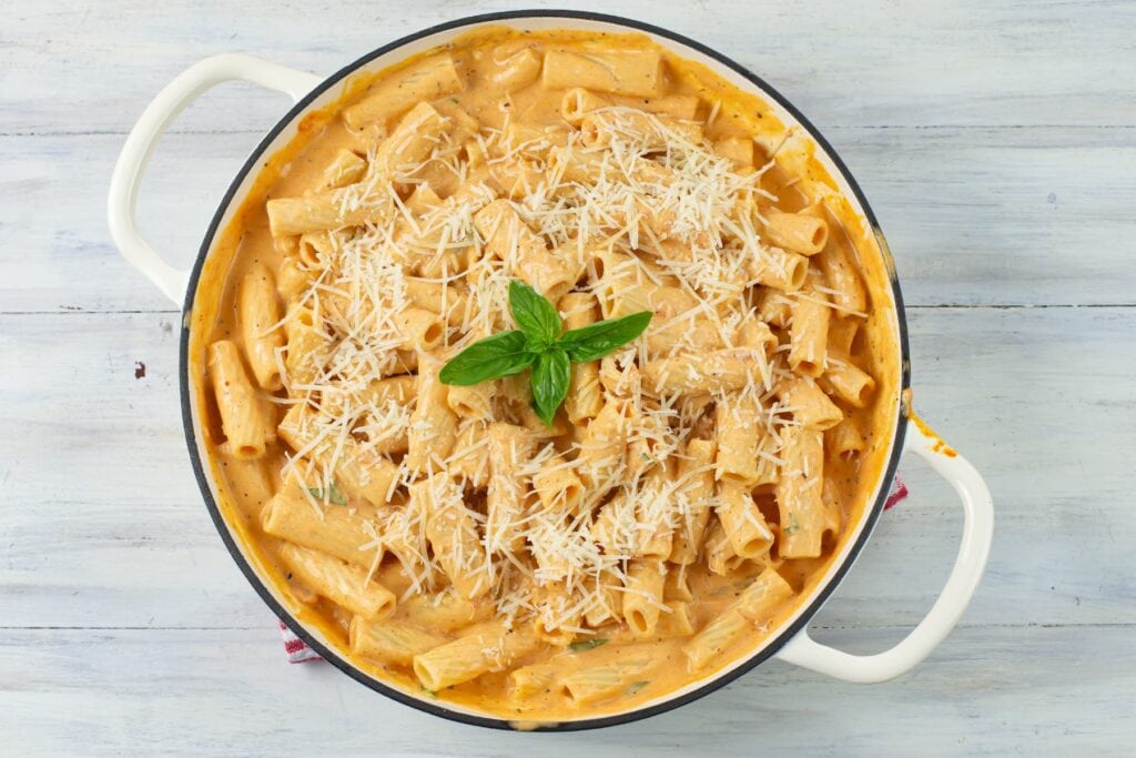 Rosa Alfredo Sauce - Flour On My Face