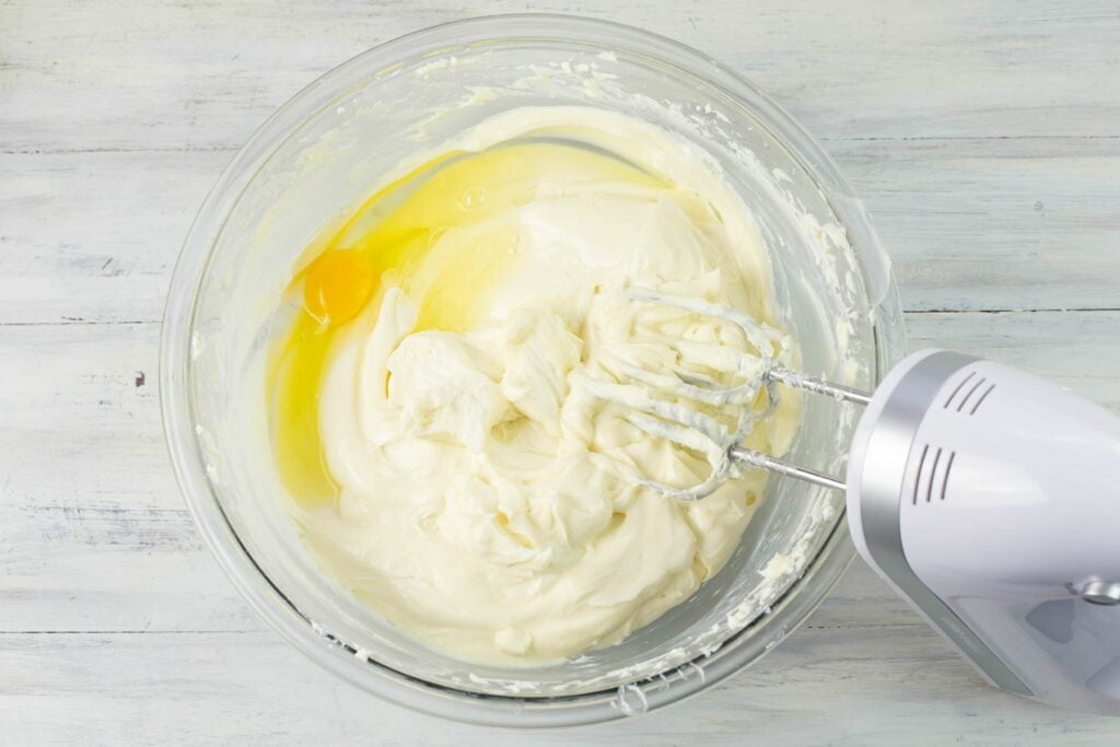 White Chocolate Cheesecake Filling - Flour On My Face