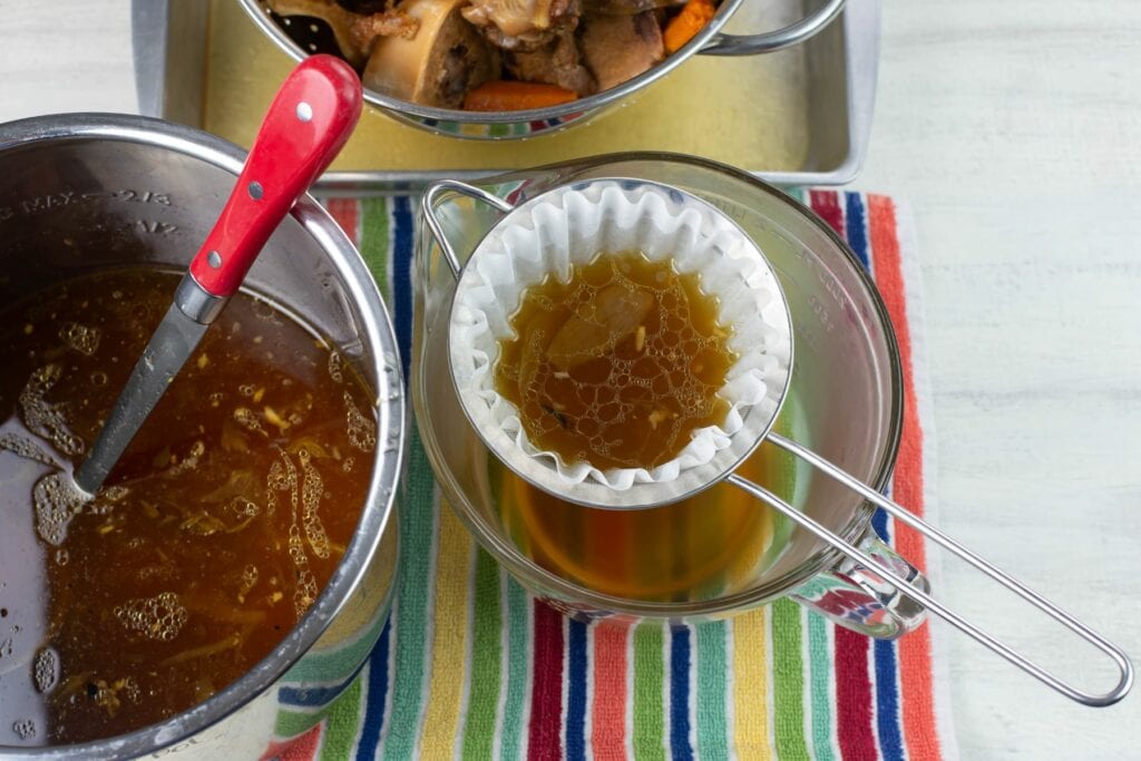 Instant Pot Beef Bone Broth - Flour On My Face