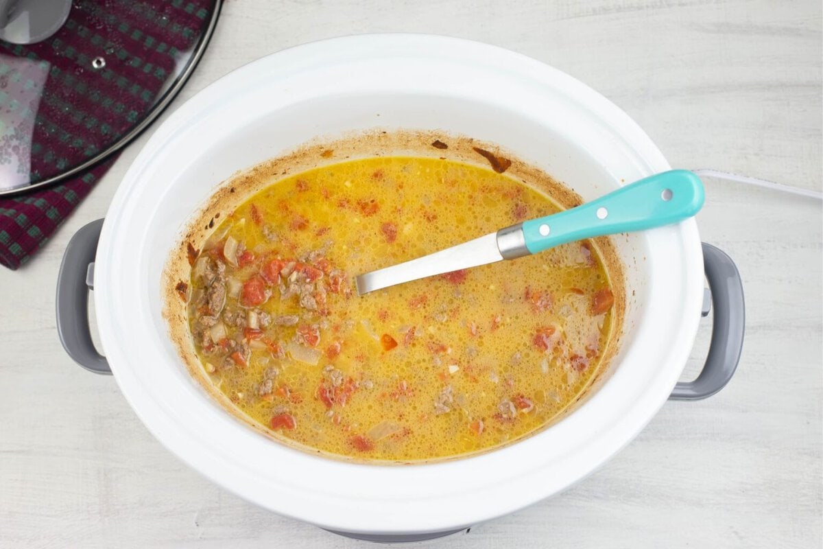 Crock Pot Cheeseburger Soup - Flour On My Face